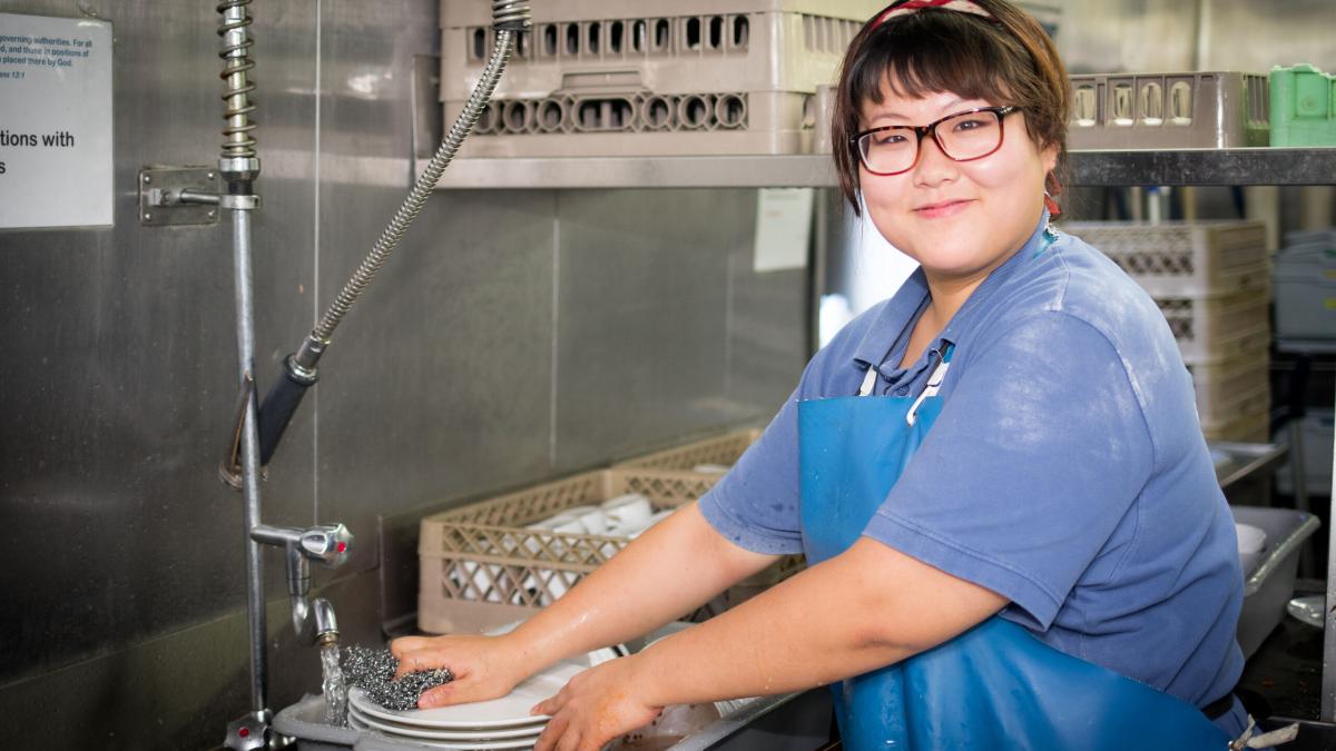 Logos Hope: Baker | OM.org