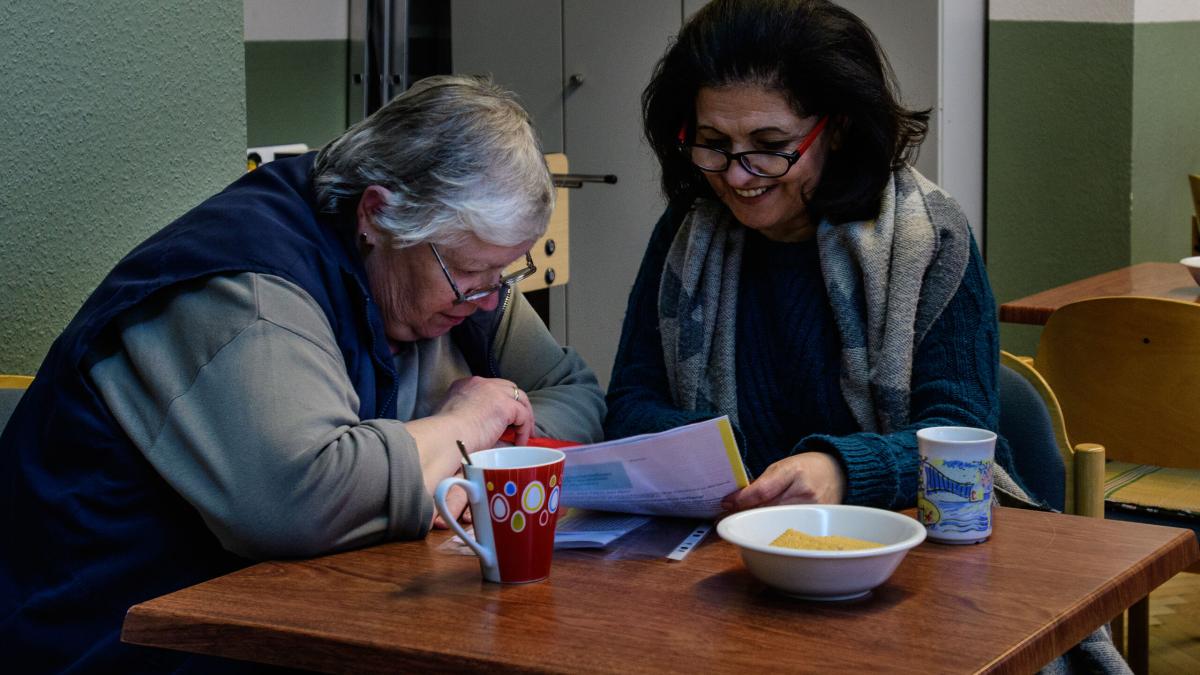 Church Planting among Migrants - XENOS | OM.org