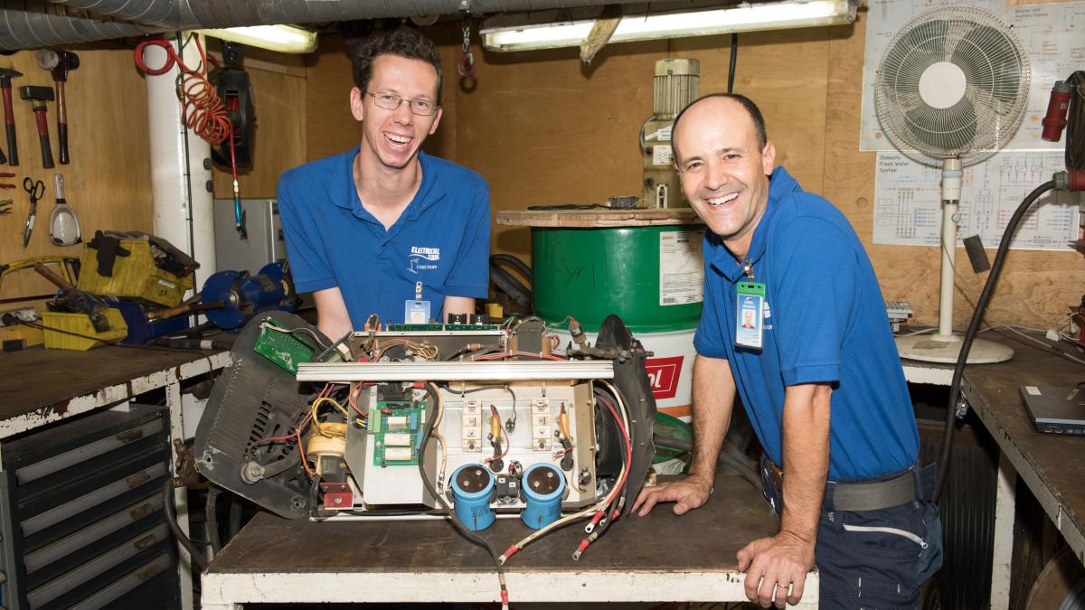 Logos Hope: Electrical Officer | OM.org