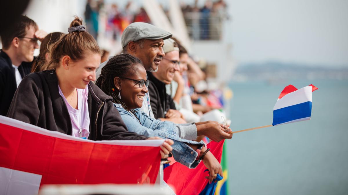 5 reasons why YOU should join OM’s Ship Ministry | OM.org