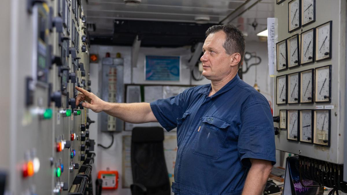 Doulos Hope: First Engineer | OM.org